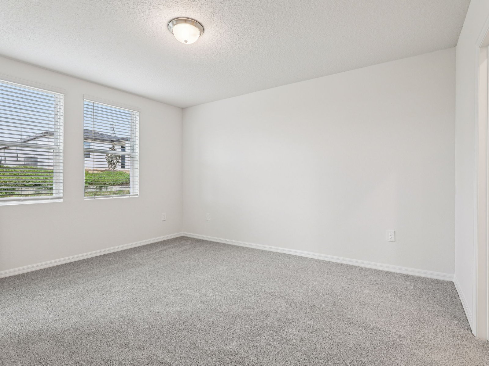 Hamilton Bluff - Classic Series Yellowstone Model