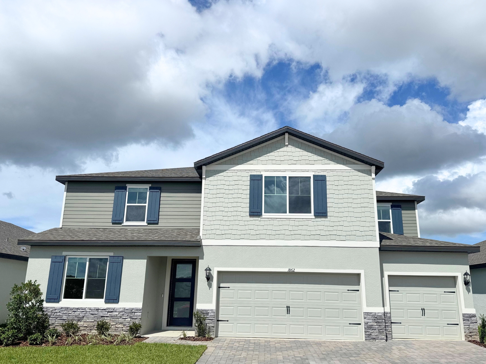 Two Rivers - Signature Series Zander Model