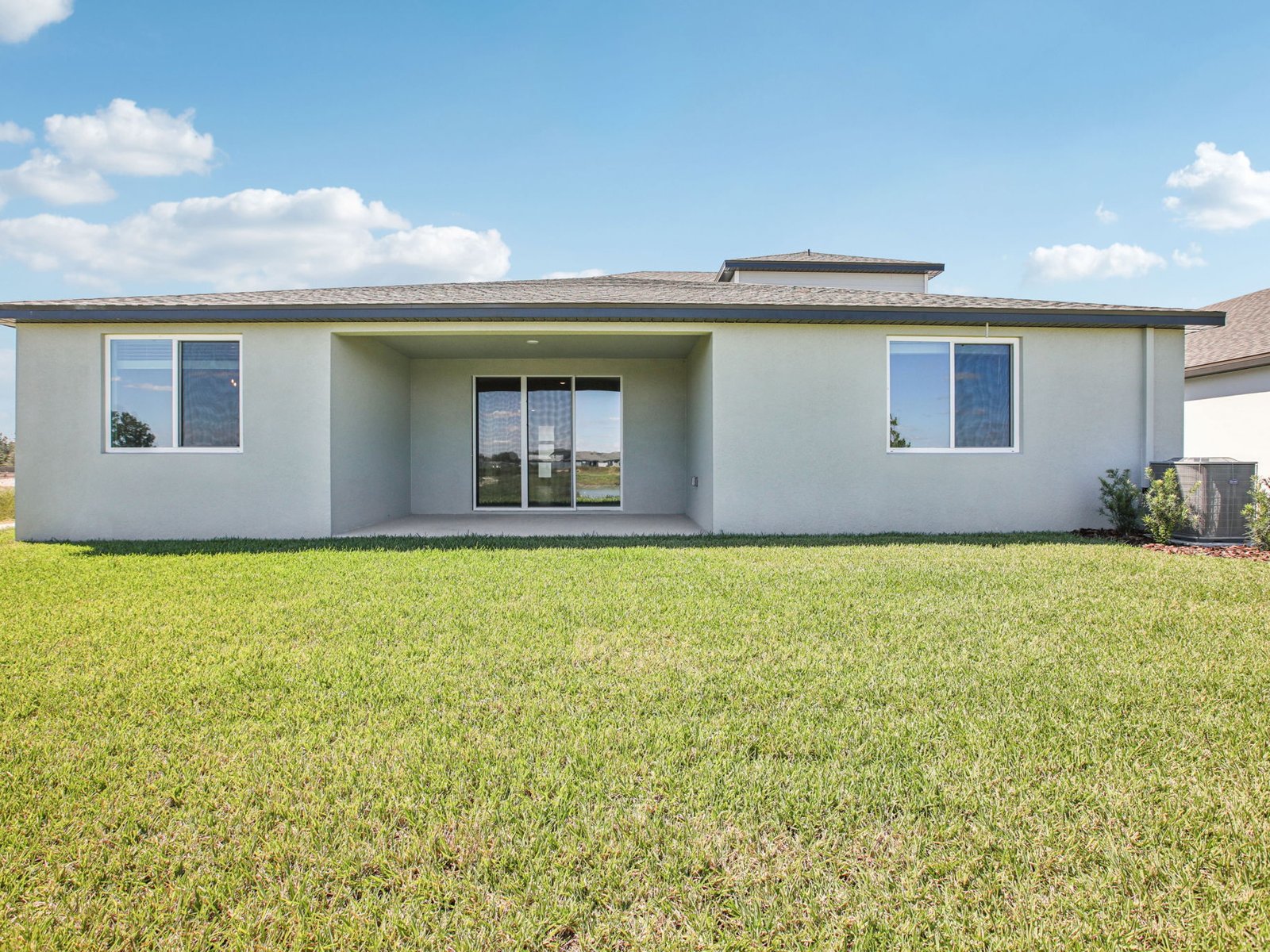 Two Rivers - Signature Series Paloma Model