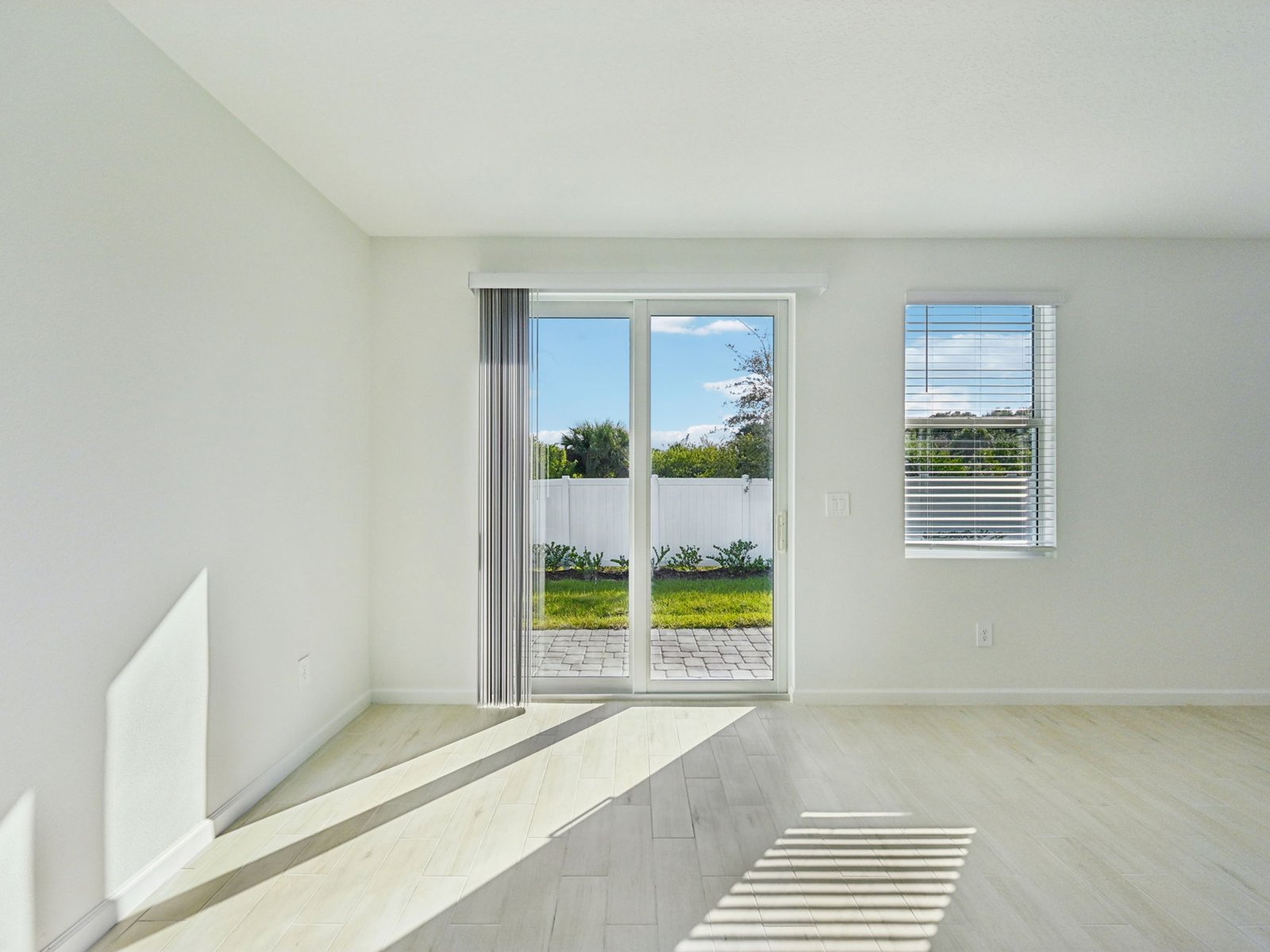 Tidewater Sandpiper End Model