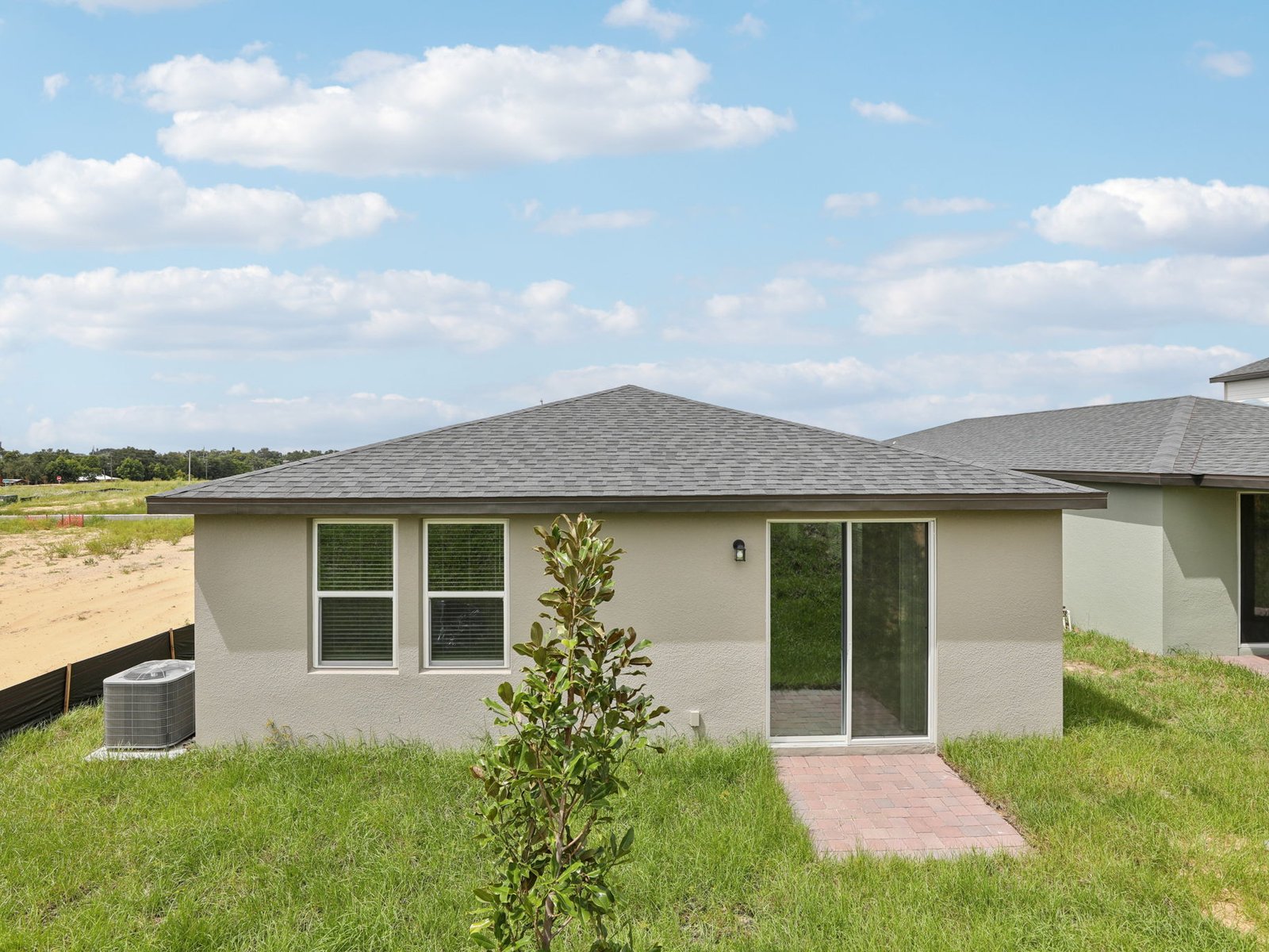 Hamilton Bluff - Classic Series Acadia Model